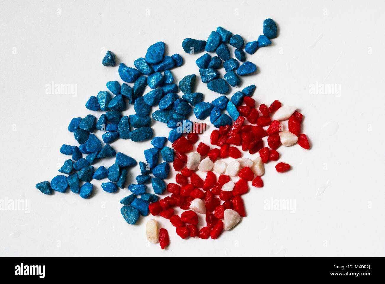 Stones in the colors of the American flag Stock Photo - Alamy