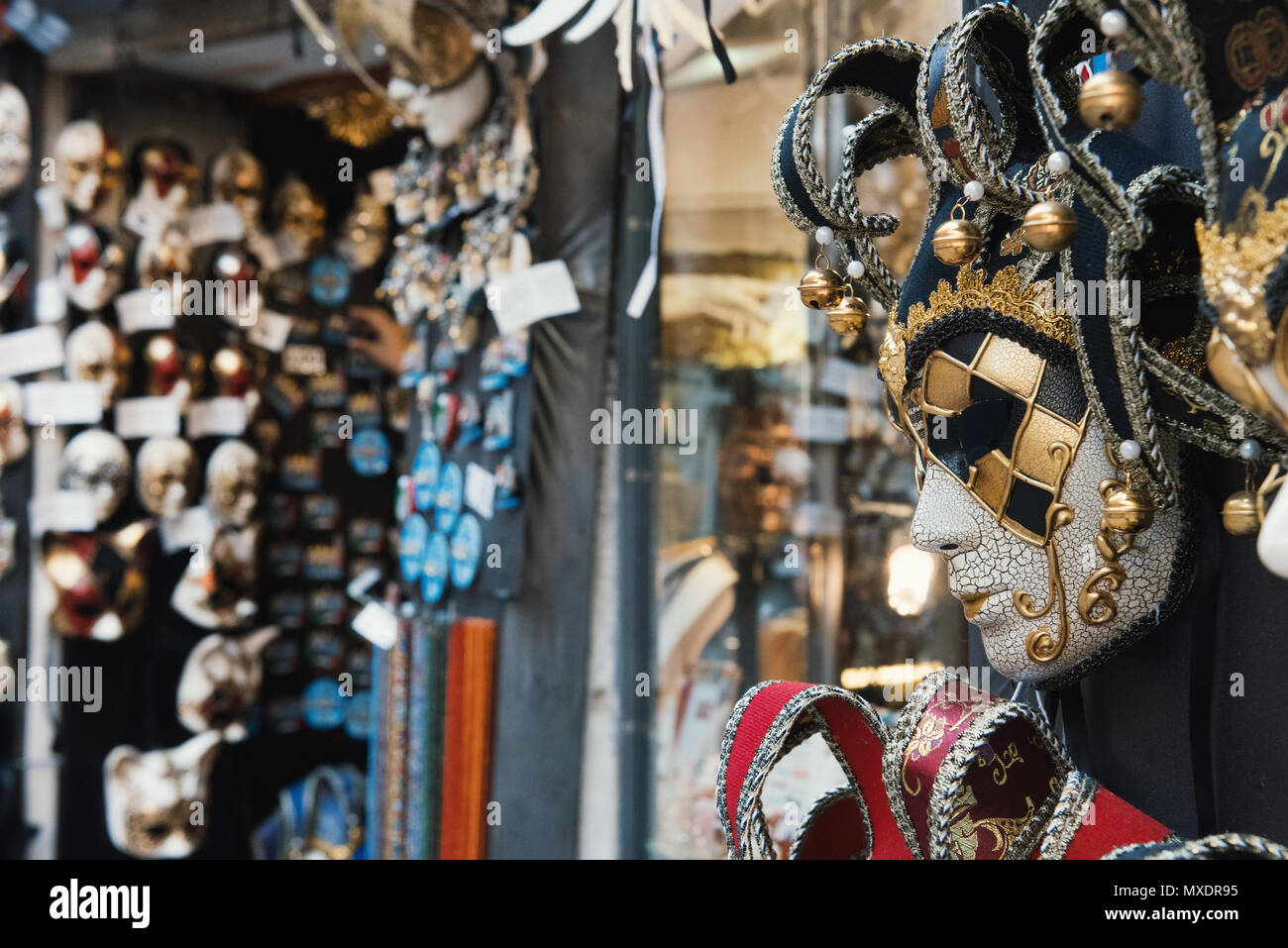 Venetian masks in a shop in Venice Stock Photo - Alamy