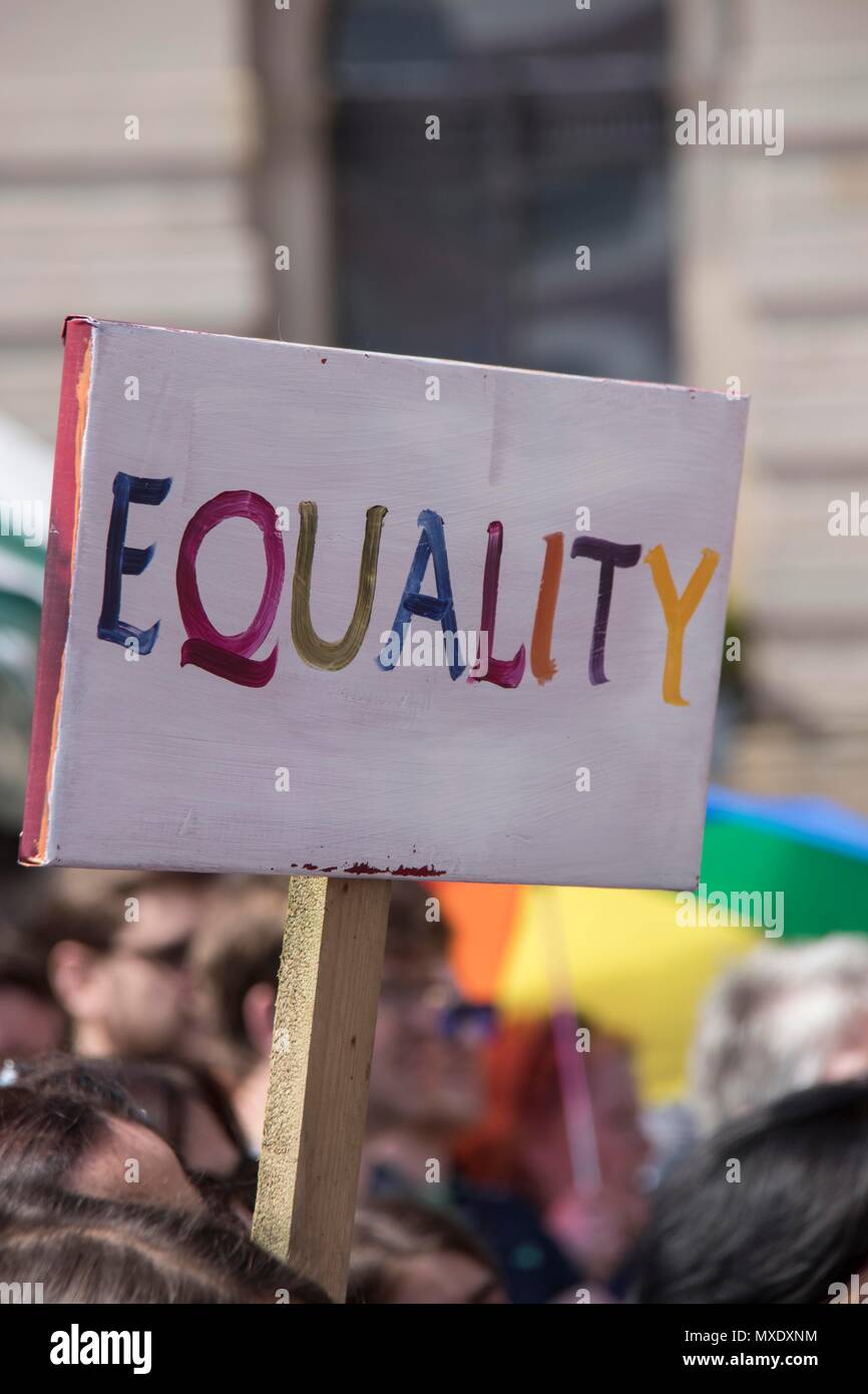 Lgbt equality hi-res stock photography and images - Alamy