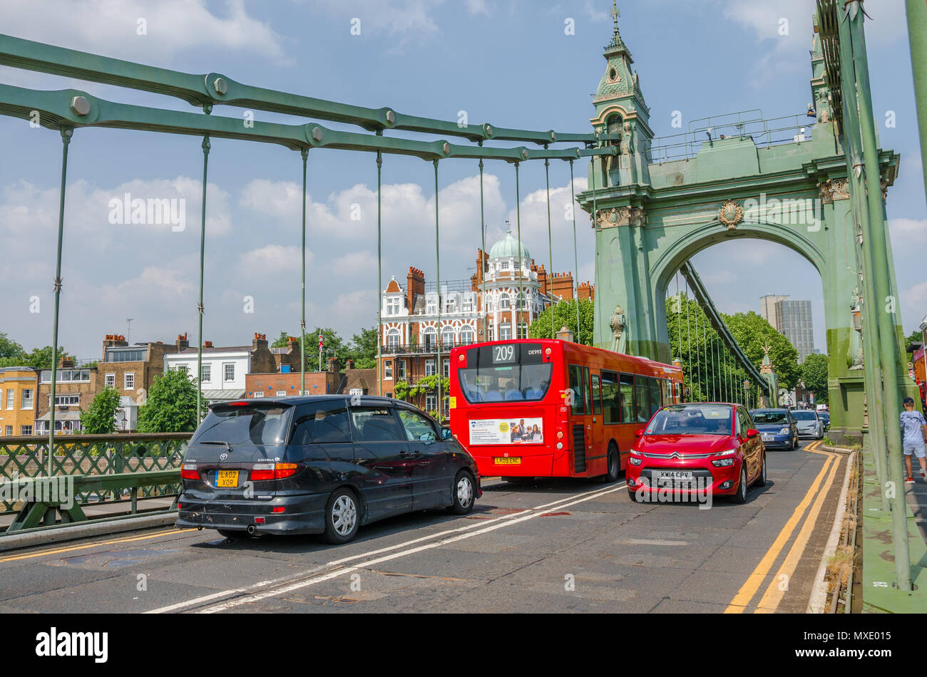 Hammersmith Bridge London Stock Photos & Hammersmith Bridge London ...