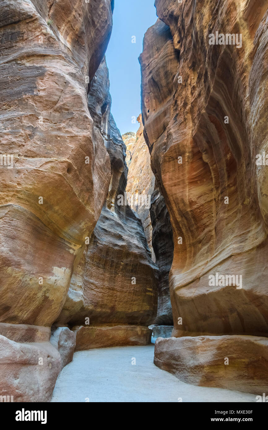 Temple in siq petra hi-res stock photography and images - Alamy