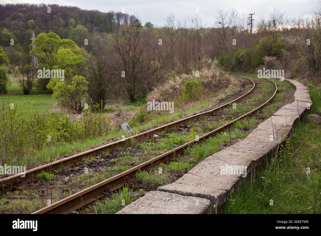 Red lake romania hi-res stock photography and images - Alamy