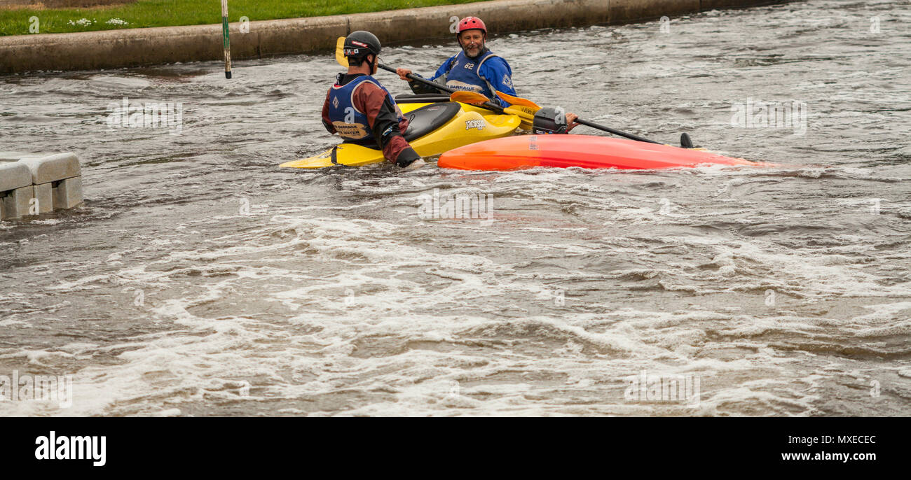 Safety canoes hi-res stock photography and images - Alamy