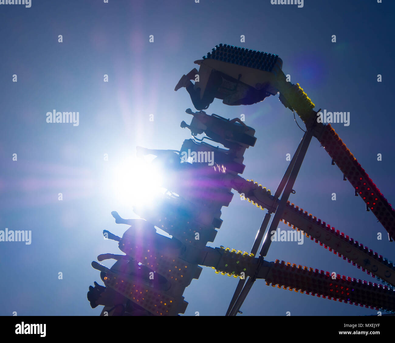 Fairground silhouette hi-res stock photography and images - Alamy