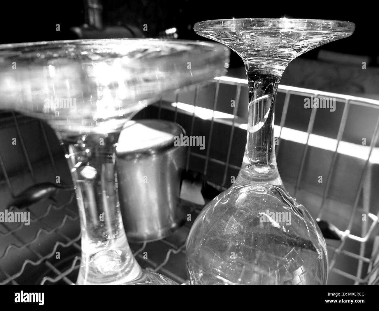 Kitchen wine rack hi-res stock photography and images - Alamy