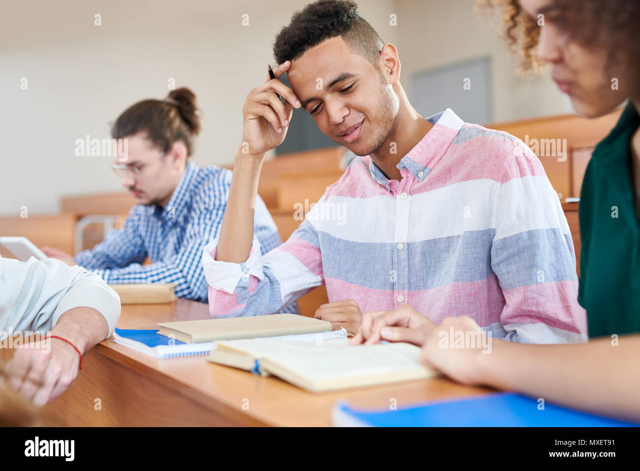 Studying at college Stock Photo - Alamy