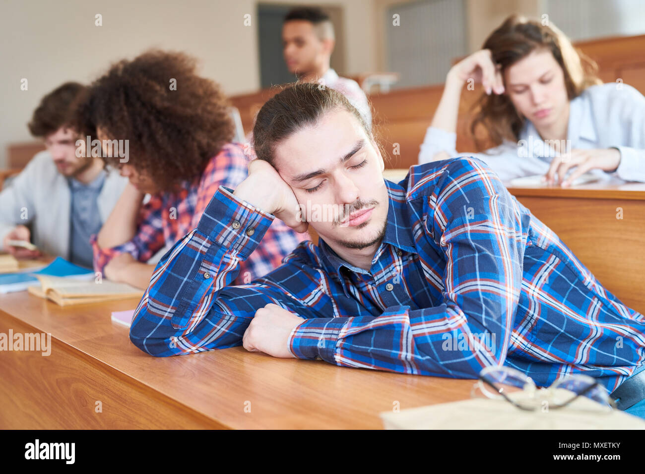 Student sleep class hi-res stock photography and images - Alamy