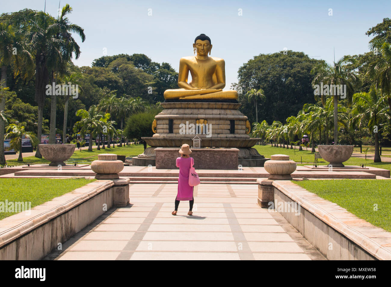 COLOMBO, SRI LANKA - DECEMBER 2017: The golden buddha statue in the ...