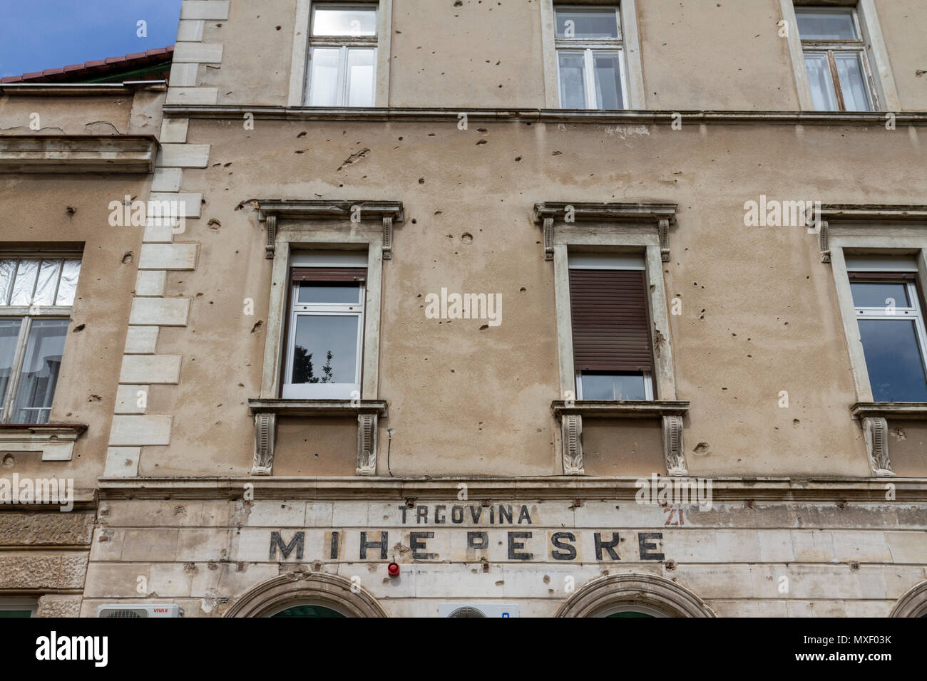 Bosnia war hi-res stock photography and images - Alamy