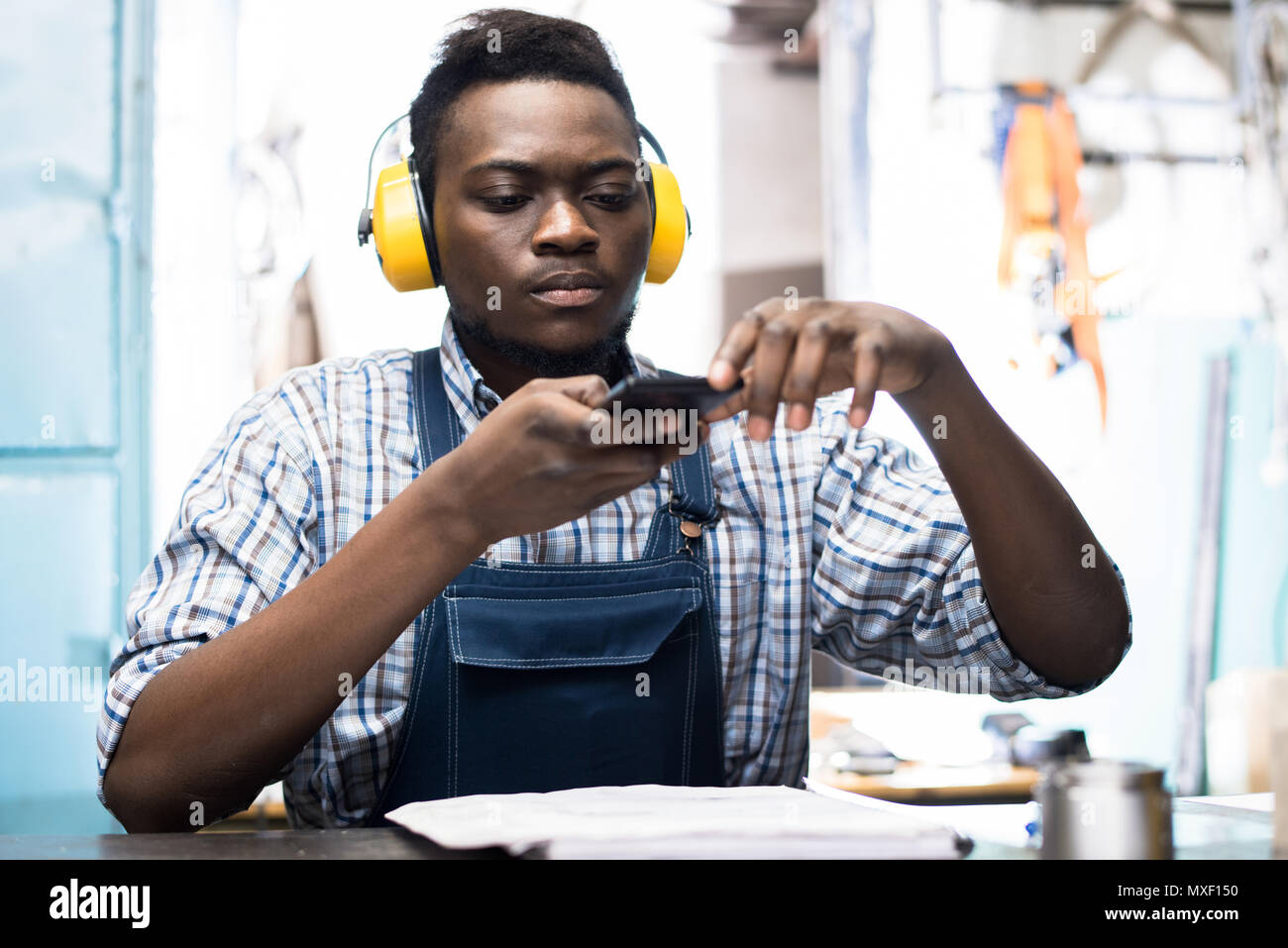 Man using lathe hi-res stock photography and images - Alamy