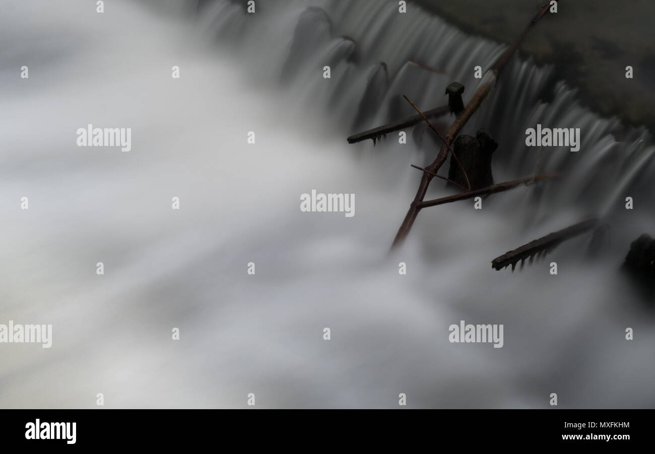 Downwards flow hi-res stock photography and images - Alamy