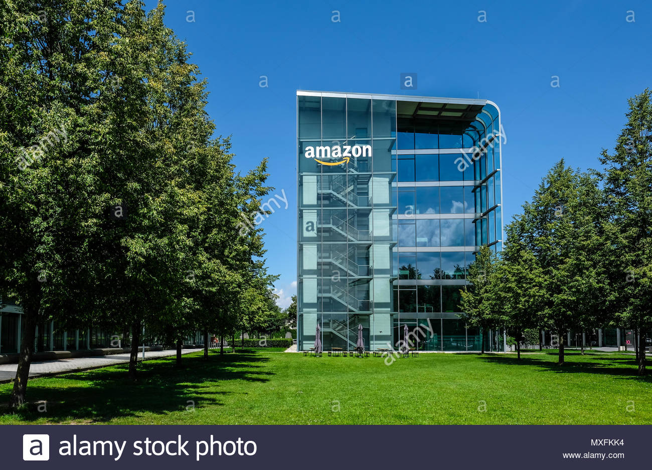 Amazon Office Stock Photos & Amazon Office Stock Images - Alamy