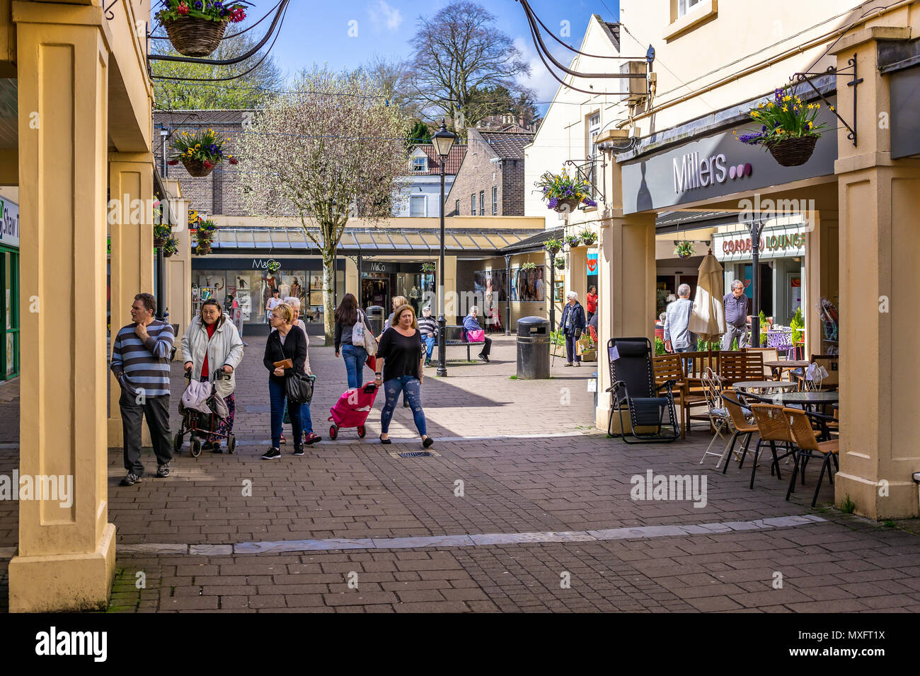 Frome town centre hi-res stock photography and images - Alamy
