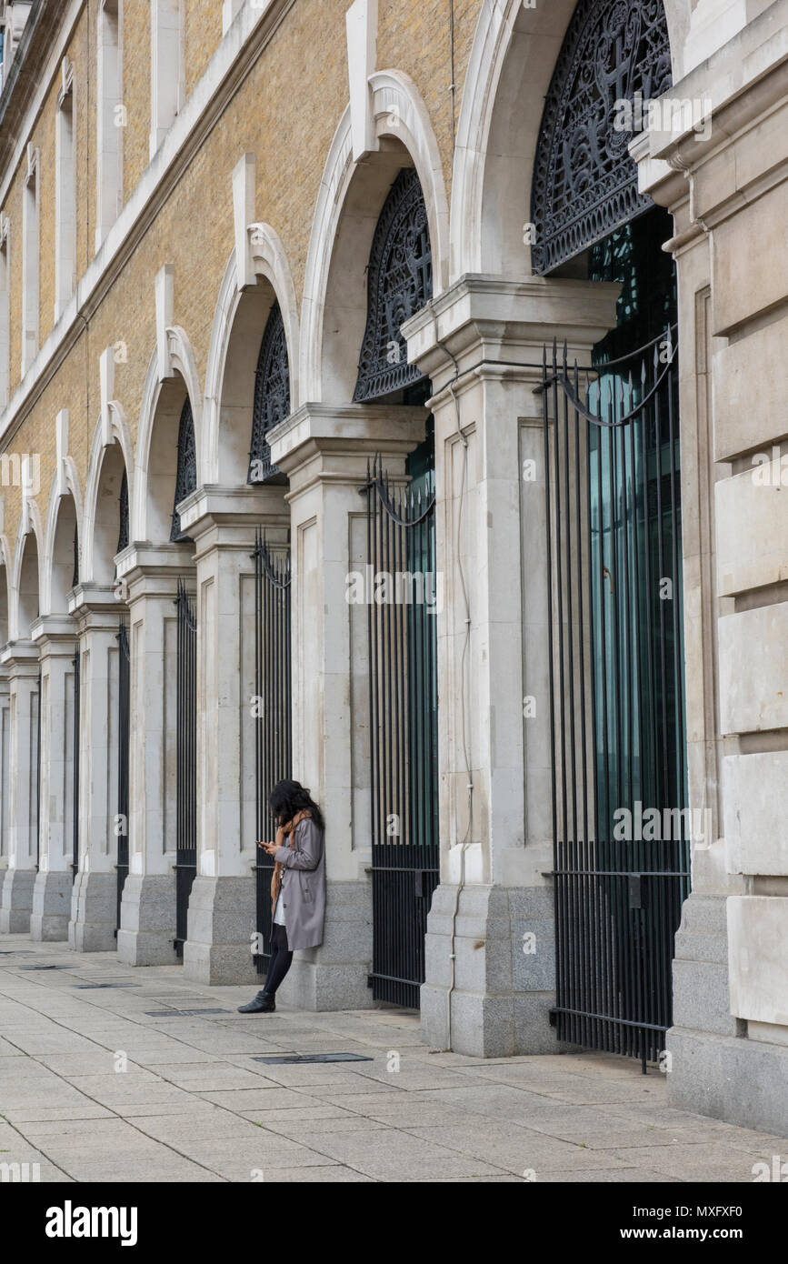 Fluted arches hi-res stock photography and images - Alamy