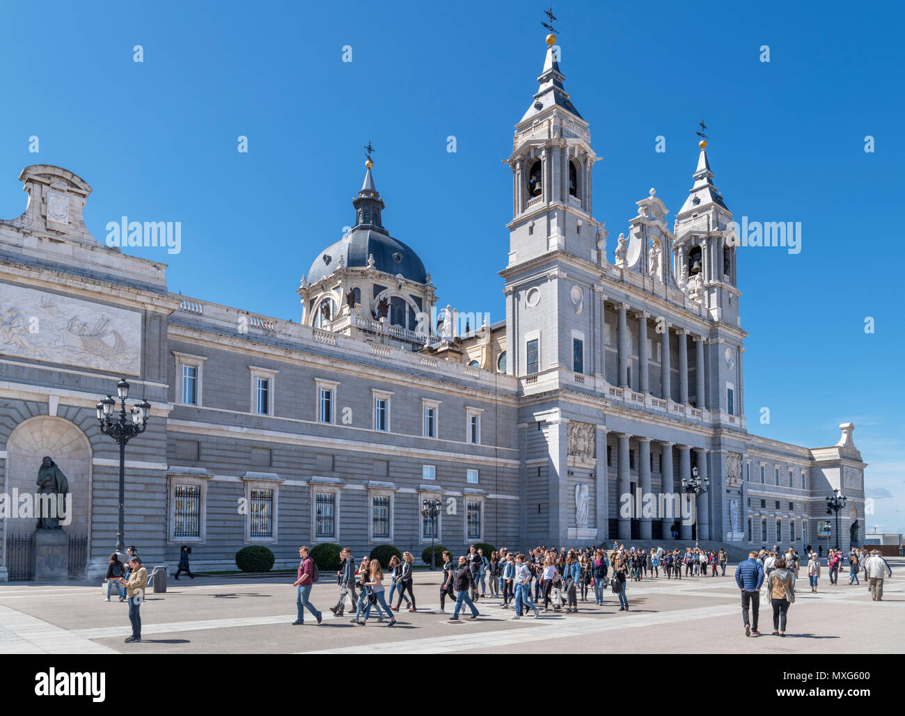 Madrid Cathedral (Catedral Nuestra Senora de la Almudena) from the ...