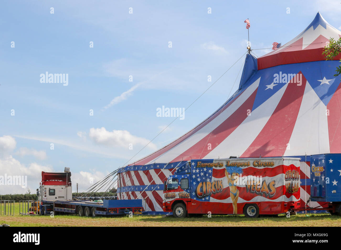 Circus layout hi-res stock photography and images - Alamy