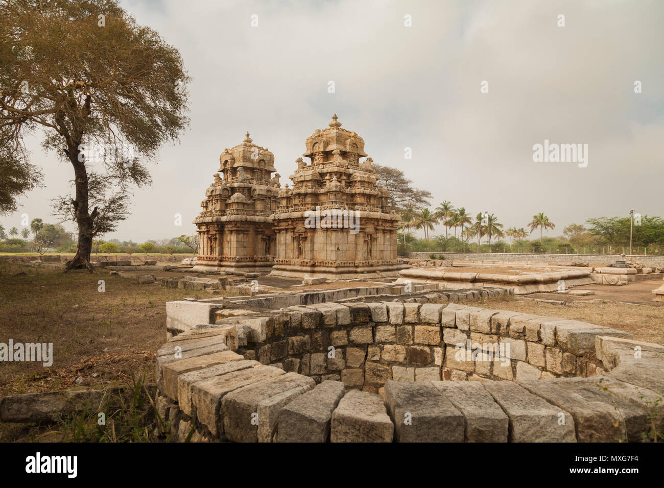 Asia, India, Tamil Nadu, Agarapatti, Moovar Koil Stock Photo - Alamy