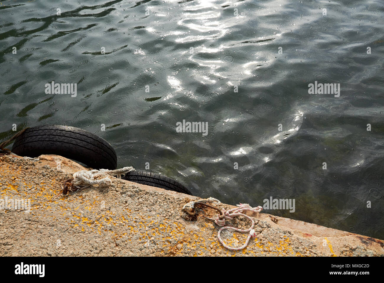 Heavy rain fall on sea hi-res stock photography and images - Alamy