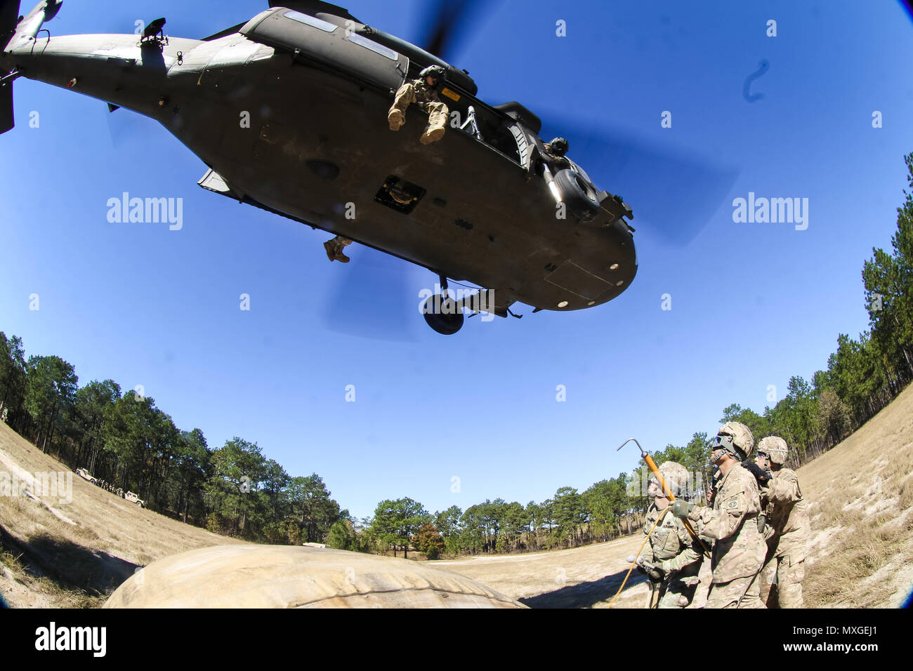 Soldiers assigned to 1st Brigade Combat Team, 82nd Airborne Division ...