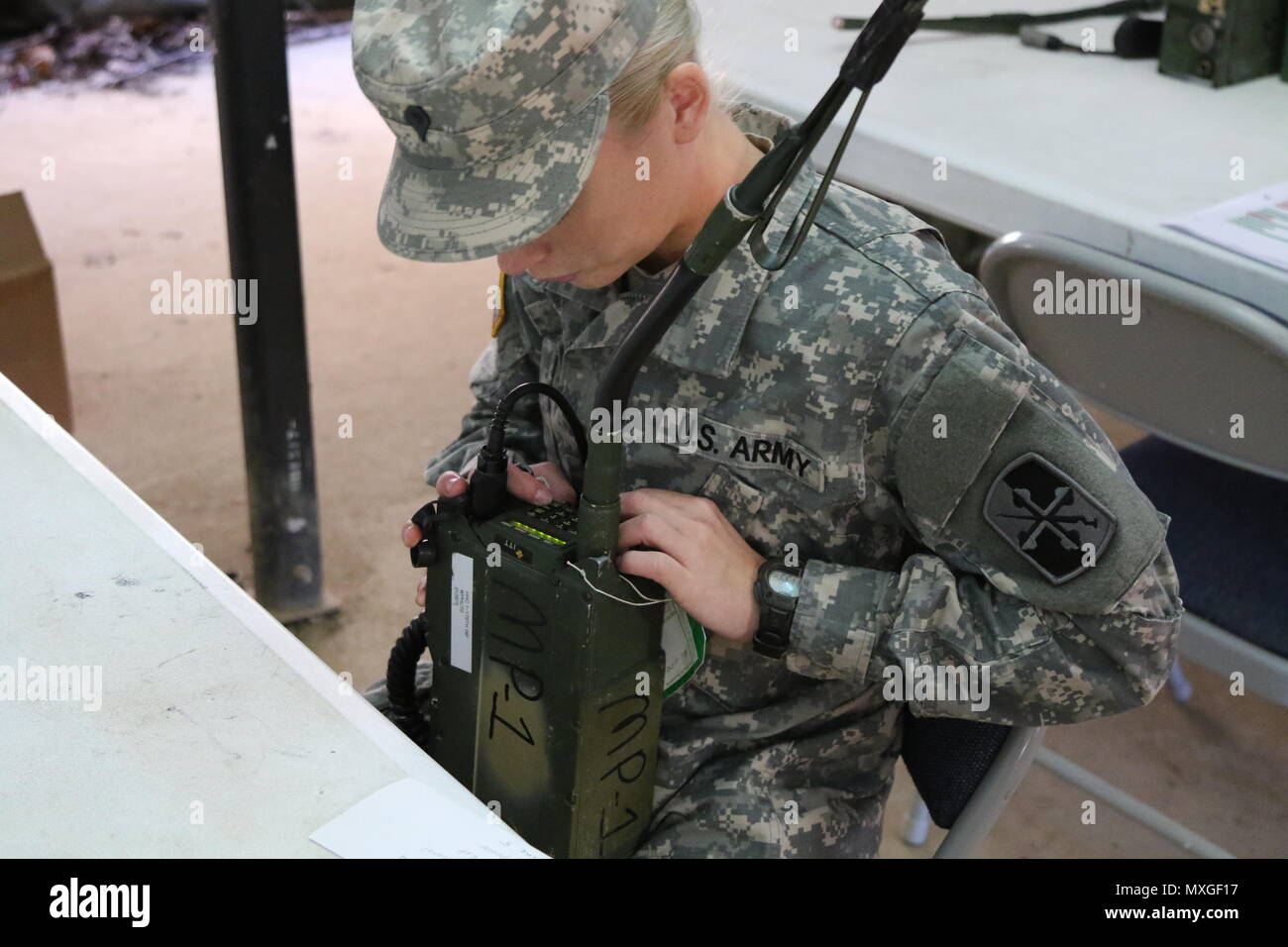 Soldier from the 58th Expeditionary Military Intelligence Brigade (EMIB ...
