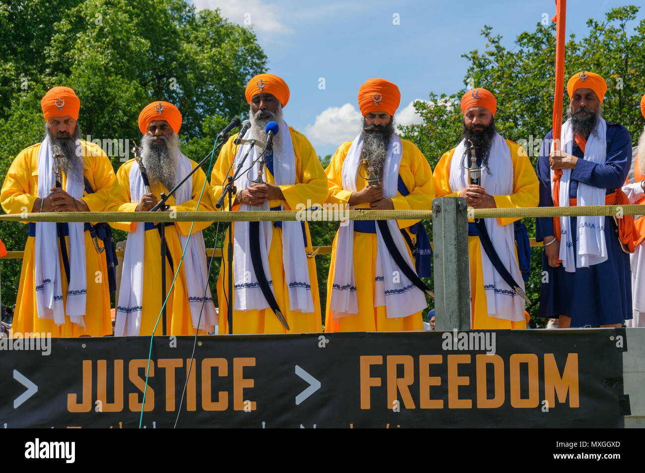 London, UK. 3rd June 2018. Sikh leaders including five 'blessed ones ...