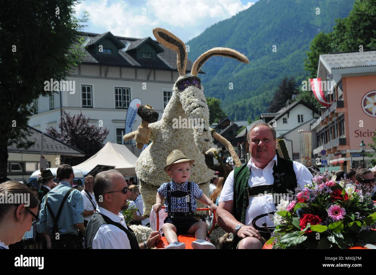 Bad Aussee, Austria. 3rd June, 2018. People dressed in traditional Alps ...
