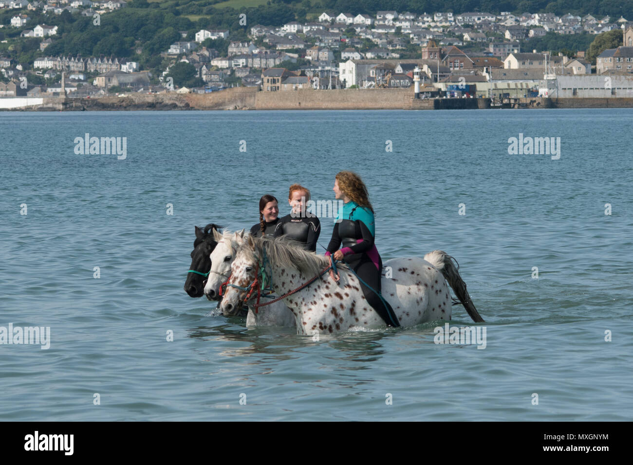 Long Rock, Cornwall, UK. 4th June 2018. UK Weather. It was scorching ...