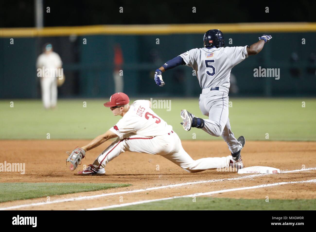 Hannah gates hi-res stock photography and images - Alamy