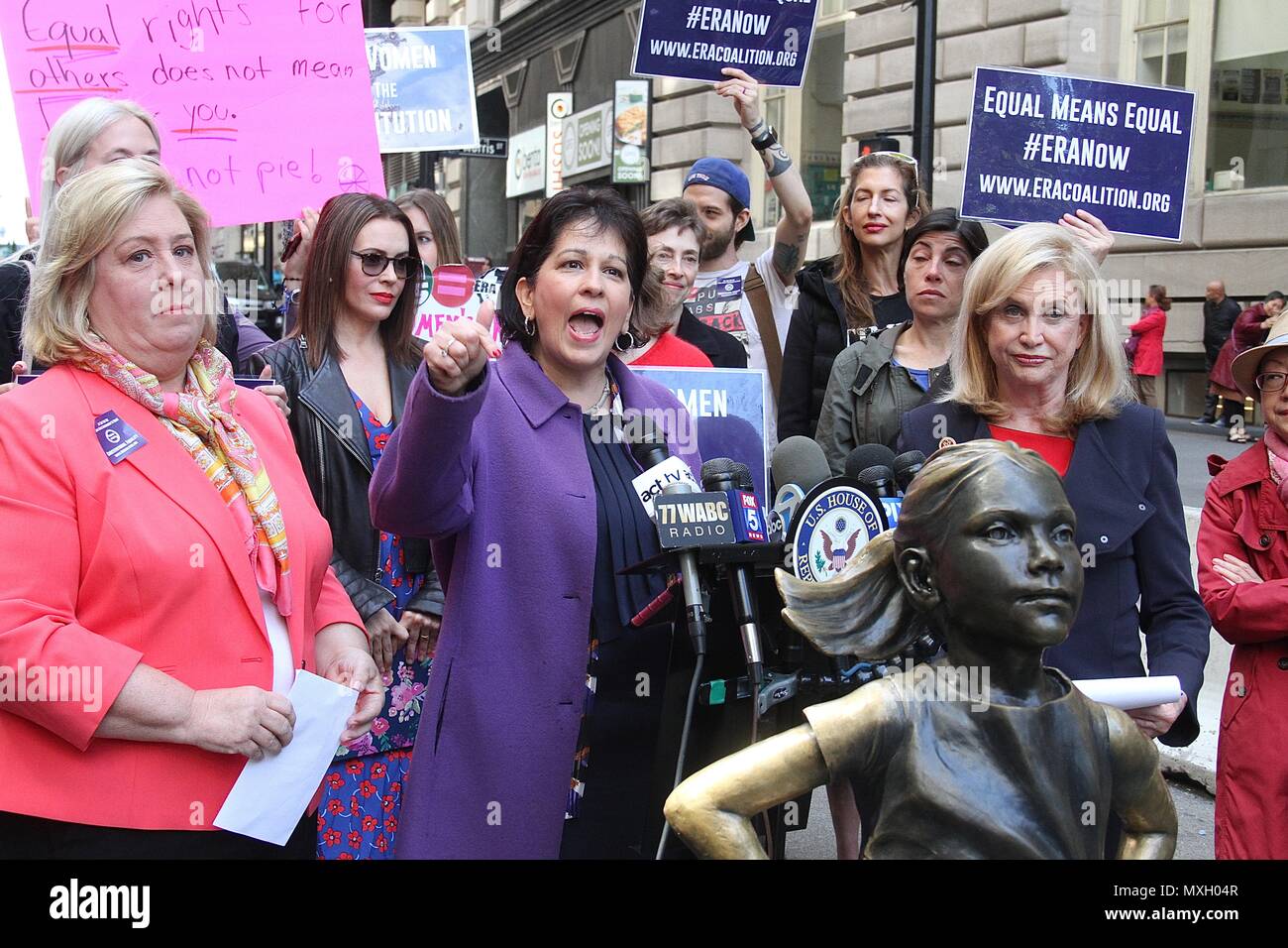 New york ratification hi-res stock photography and images - Alamy