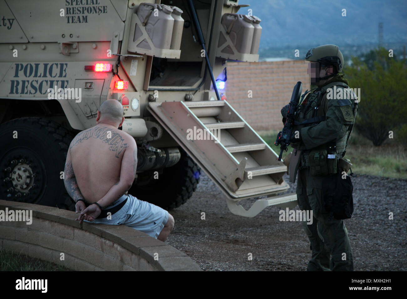 Drug enforcement administration arrest hi-res stock photography and ...