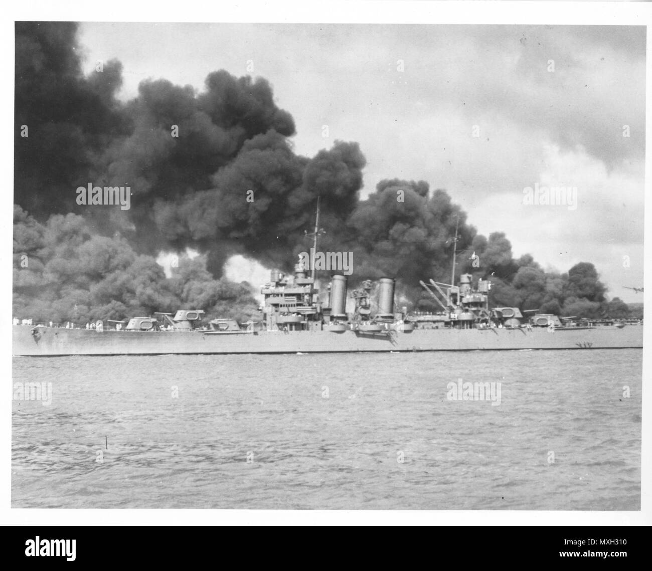 Uss phoenix Black and White Stock Photos & Images - Alamy