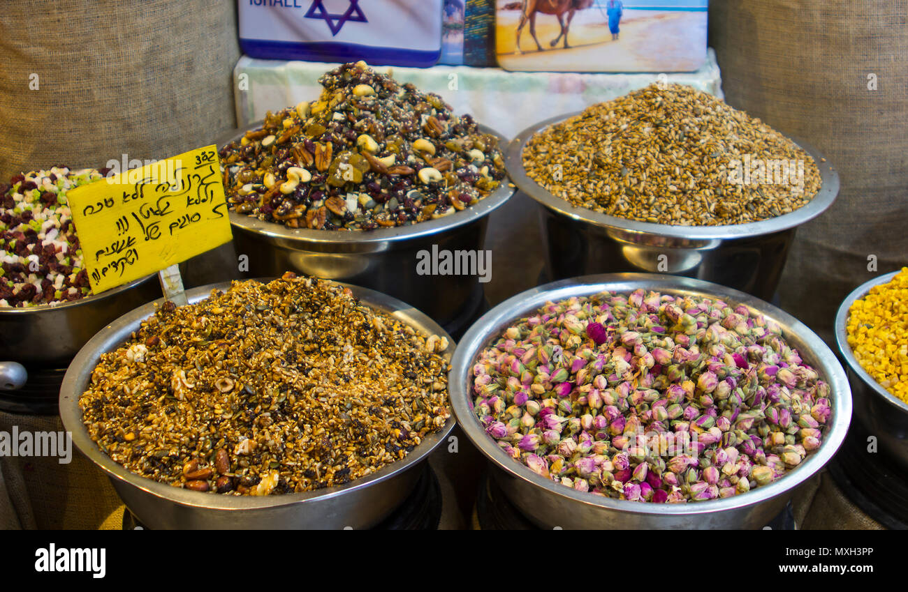 Jerusalem food market hi-res stock photography and images - Alamy
