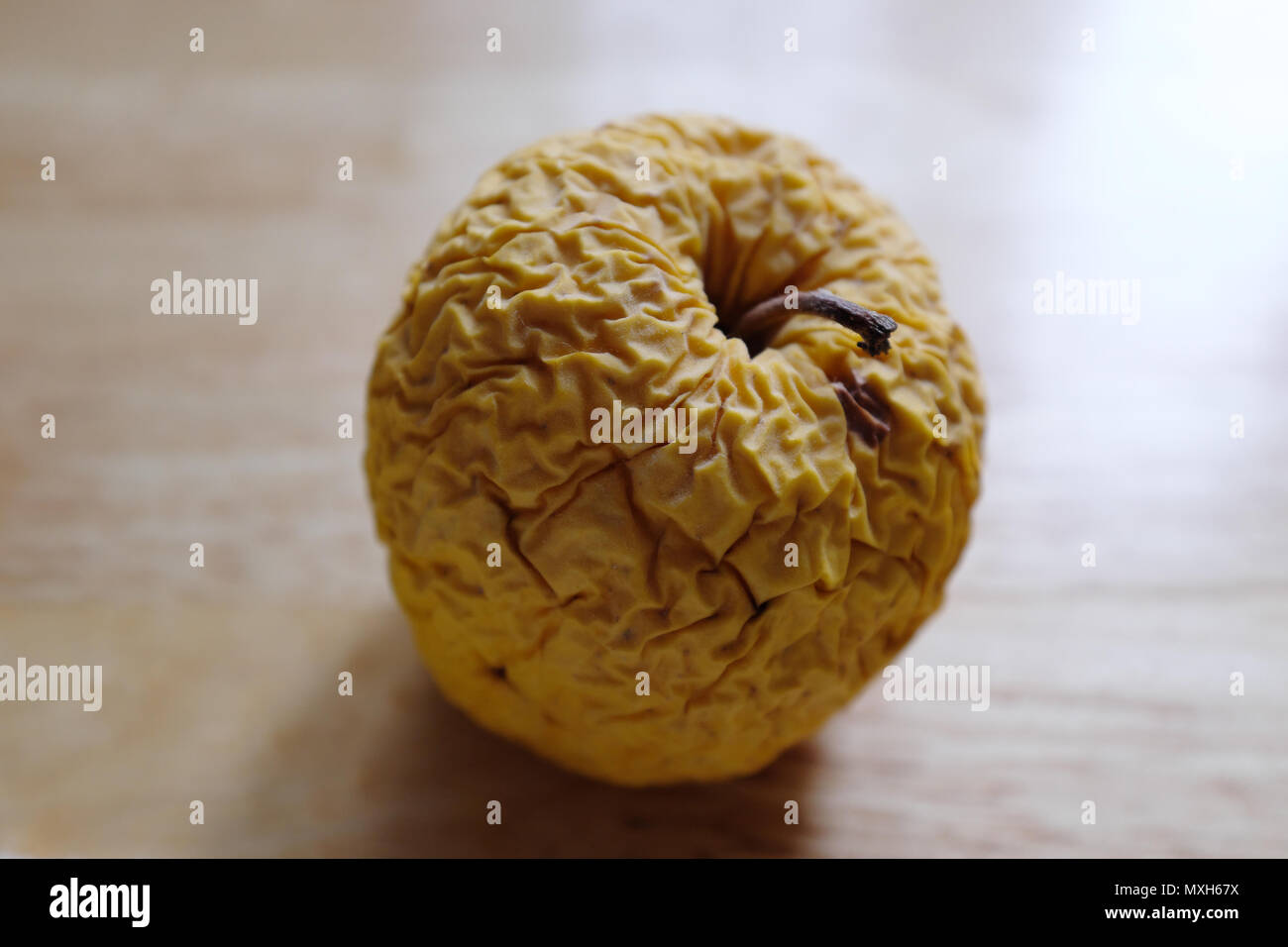 Wrinkly apple hi-res stock photography and images - Alamy