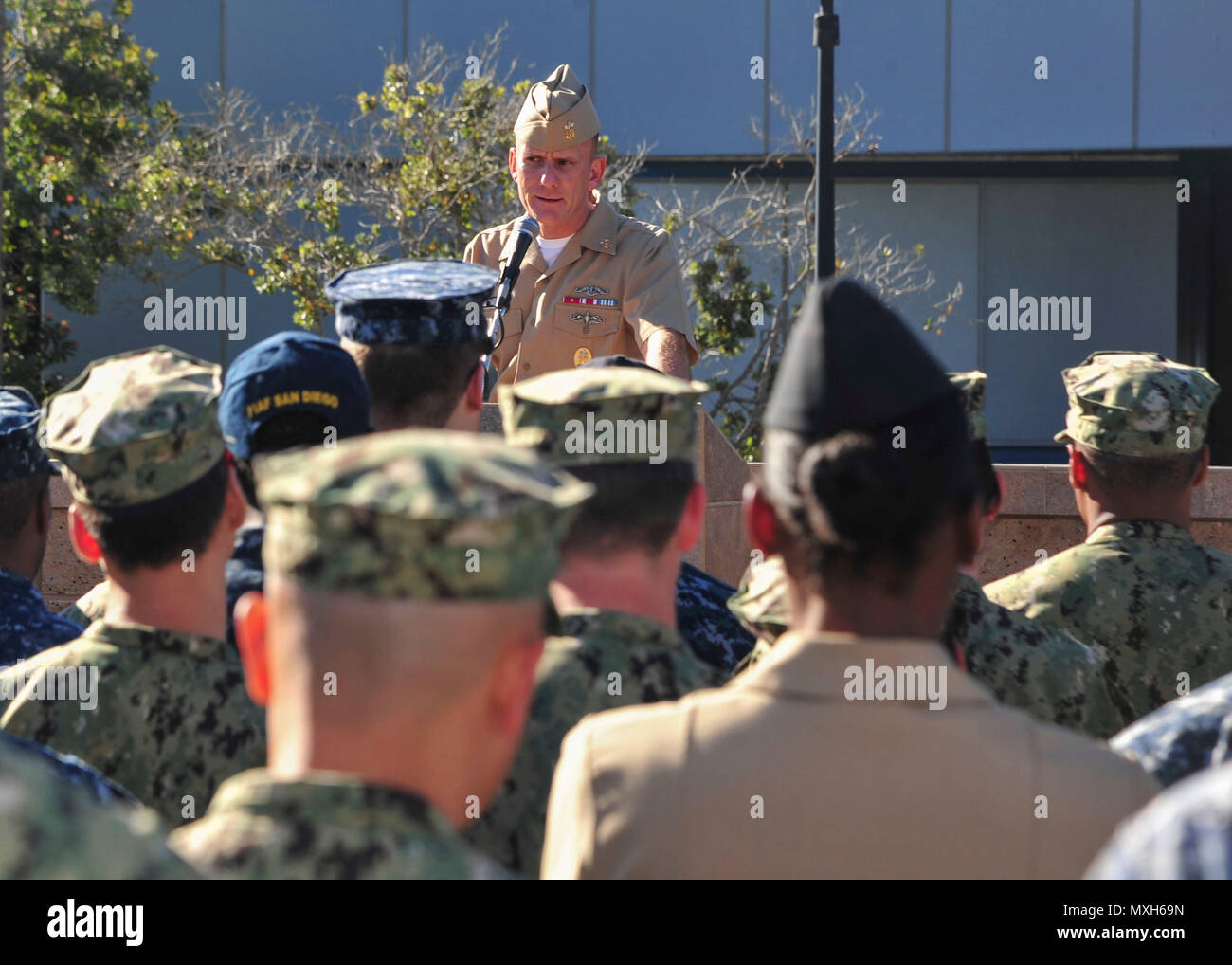 SAN DIEGO (Nov. 07 2016) Master Chief Petty Officer of the Navy (MCPON ...