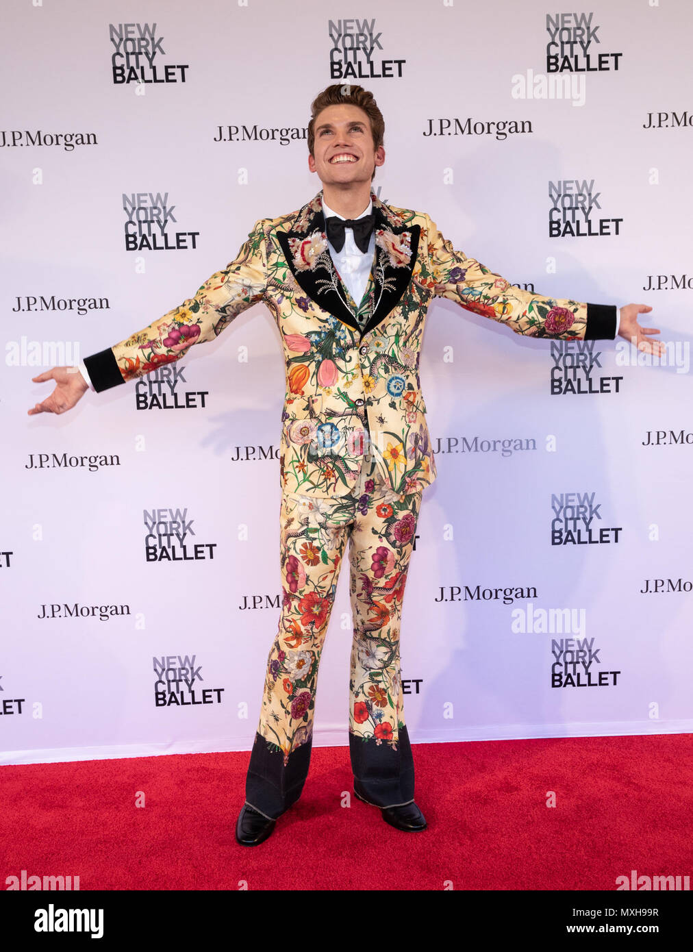 New York City Ballet-Spring Gala Opens Robbins 100, a Three-Week ...
