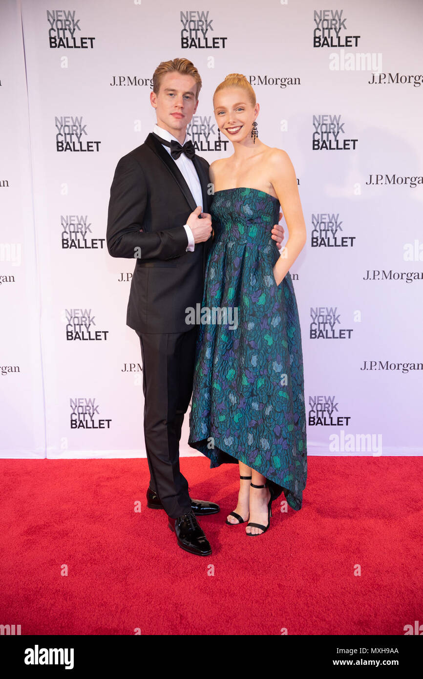 New York City Ballet-Spring Gala Opens Robbins 100, a Three-Week ...