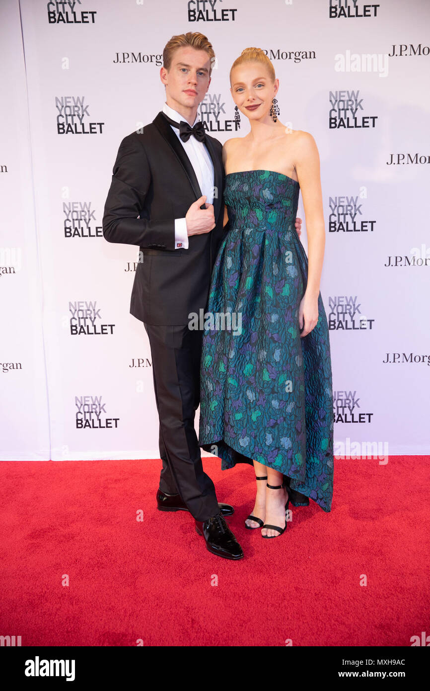 New York City Ballet-Spring Gala Opens Robbins 100, a Three-Week ...