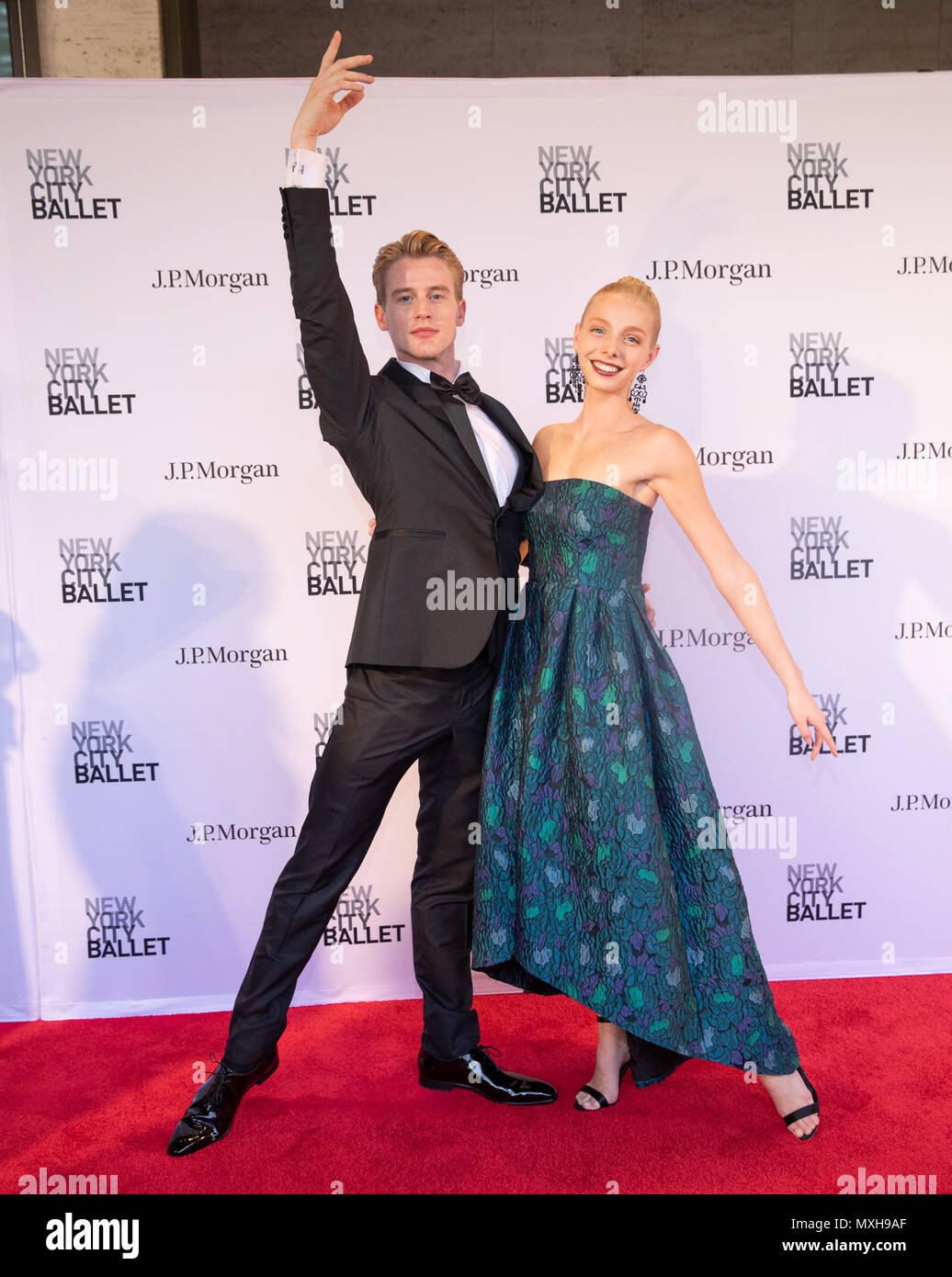 New York City Ballet-Spring Gala Opens Robbins 100, a Three-Week ...