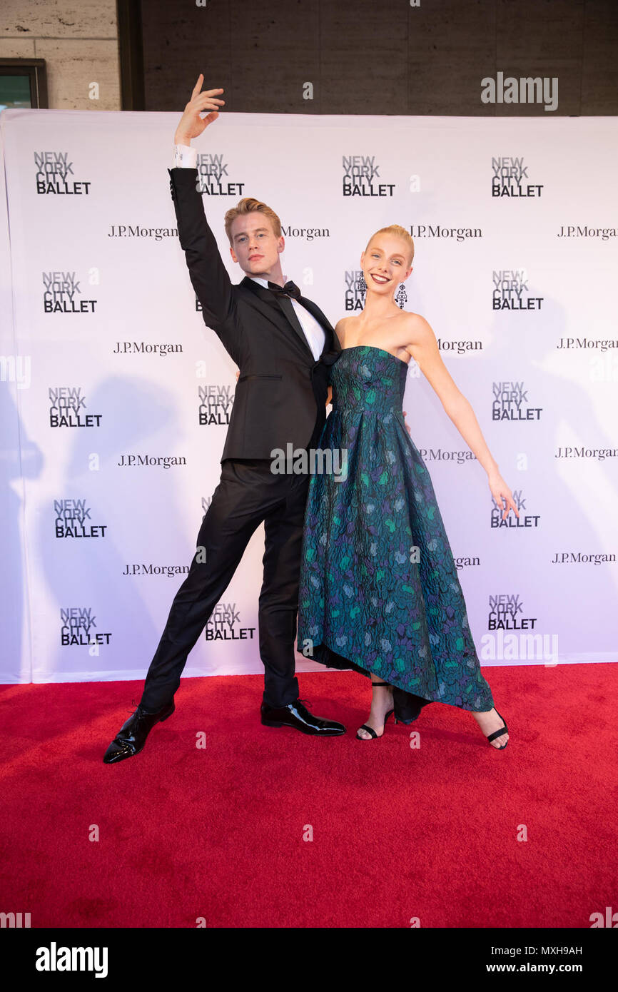 New York City Ballet-Spring Gala Opens Robbins 100, a Three-Week ...