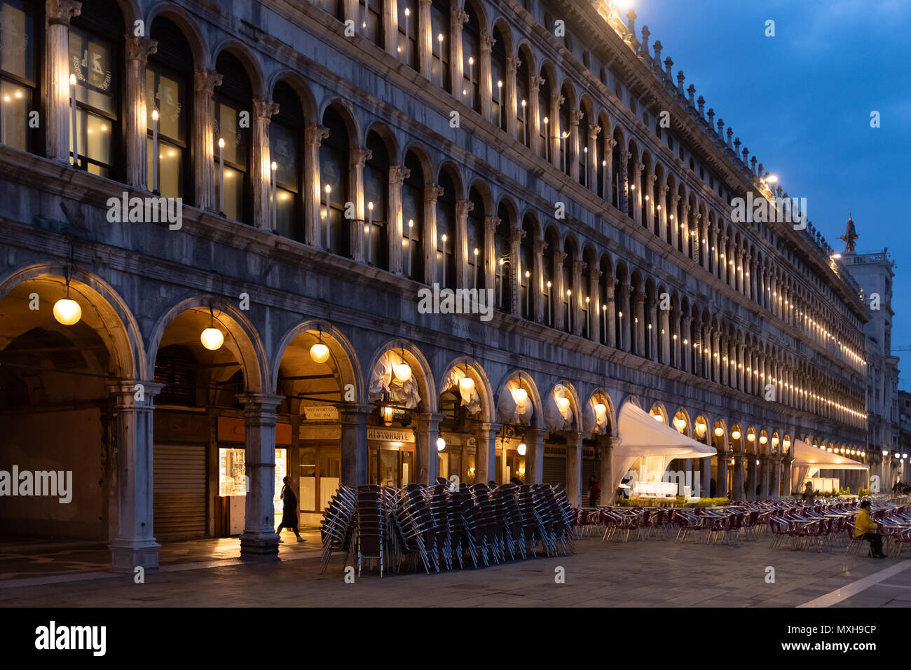 Procuratie Vecchie / Old Procuracies, Piazza San Marco / St Mark's ...