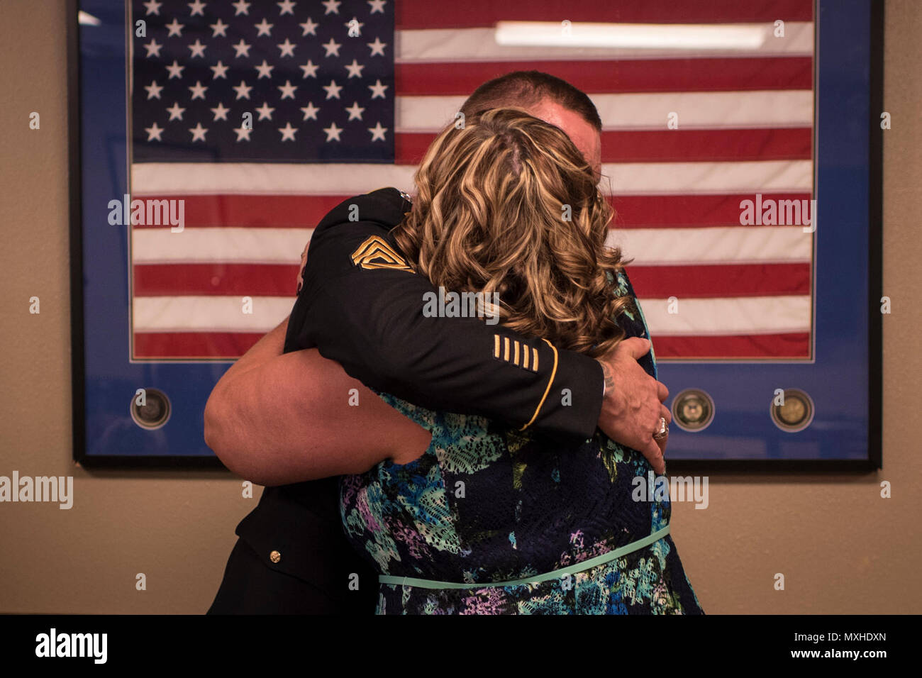 U.S. Army Master Sgt. Justin Hummer, 27th Special Operations Support ...