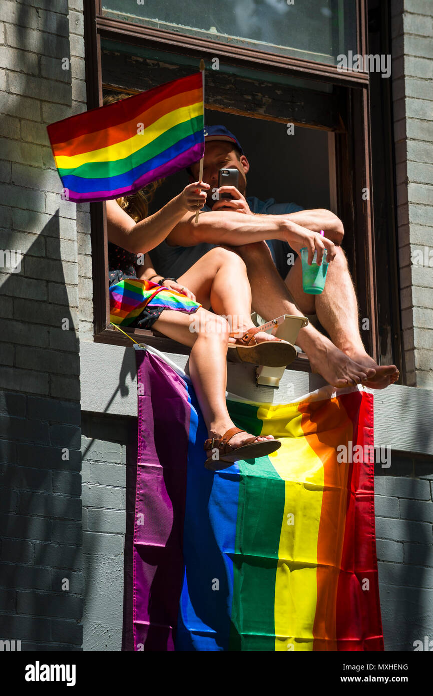 Gay flat hi-res stock photography and images - Alamy