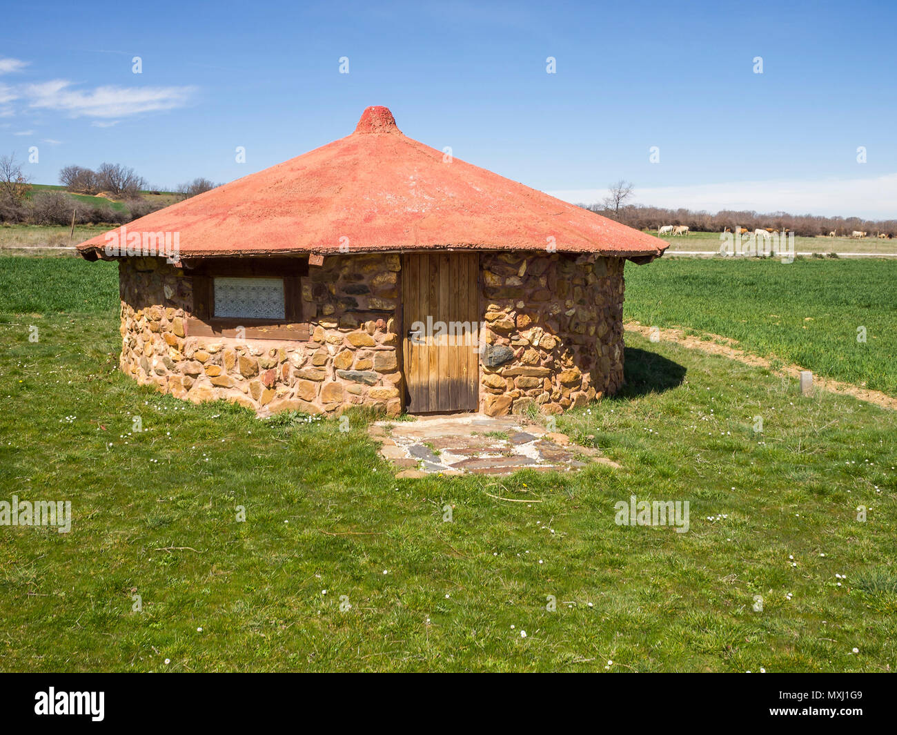 Villacorta. Pueblo rojo. Segovia. Ruta de los pueblos rojos, negros y ...