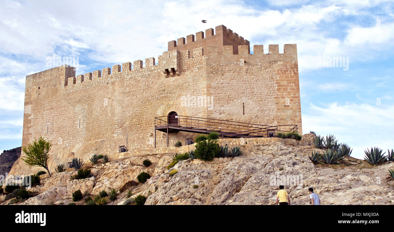 Castillo de petrer hi-res stock photography and images - Alamy