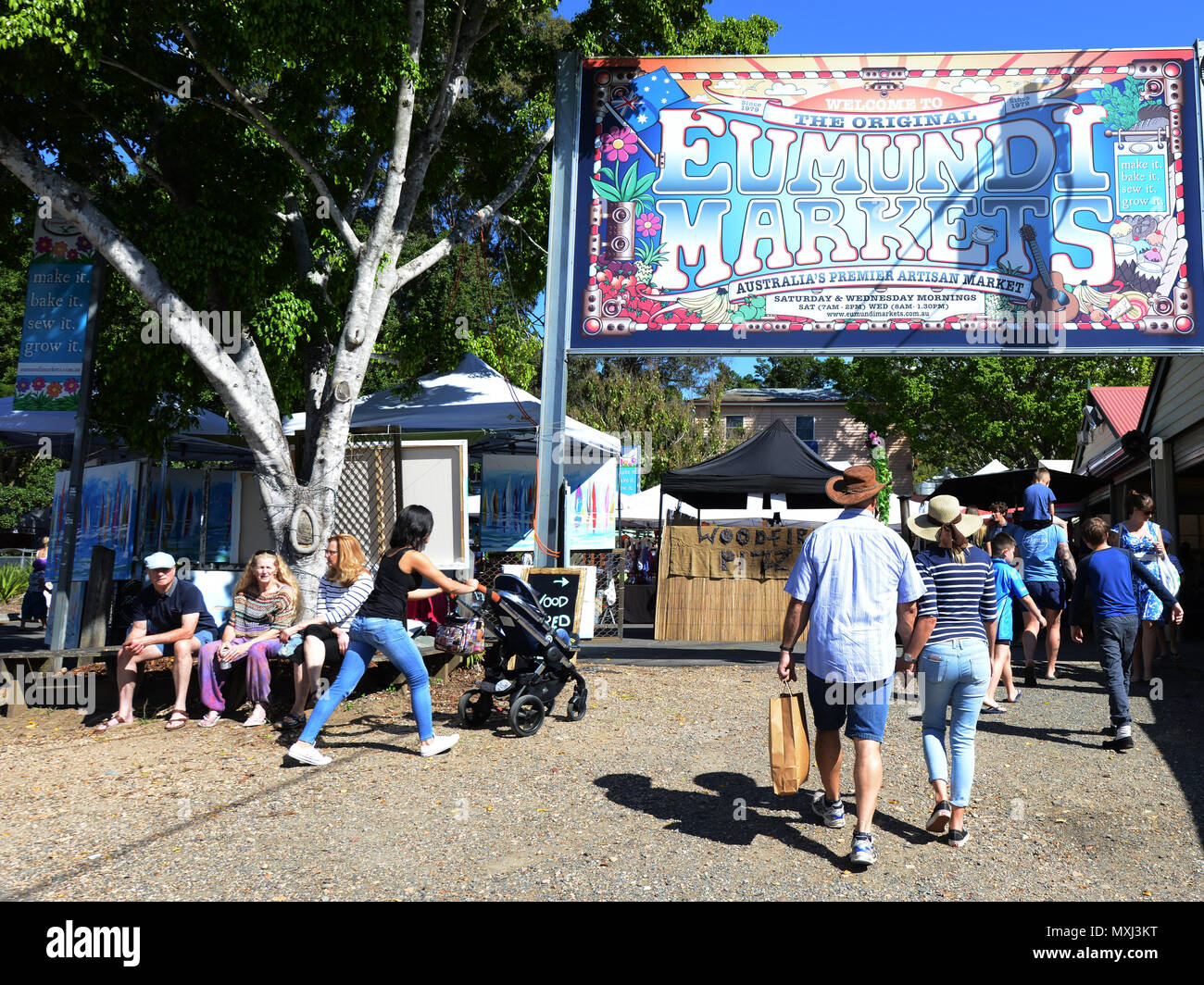 Eumundi market hi-res stock photography and images - Alamy