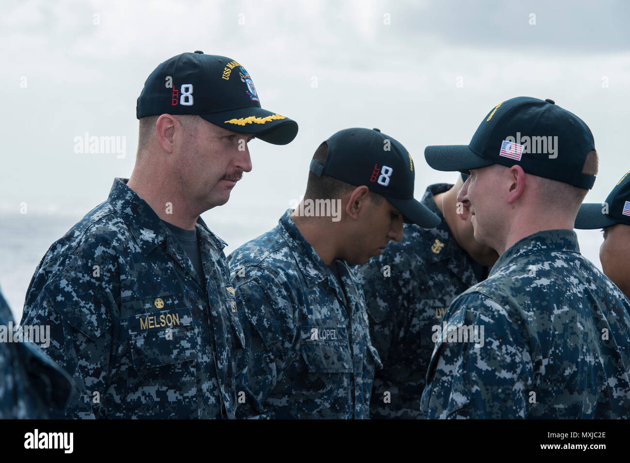 161107-N-GB595-020 PACIFIC OCEAN (Nov. 7, 2016) USS Makin Island (LHD 8 ...