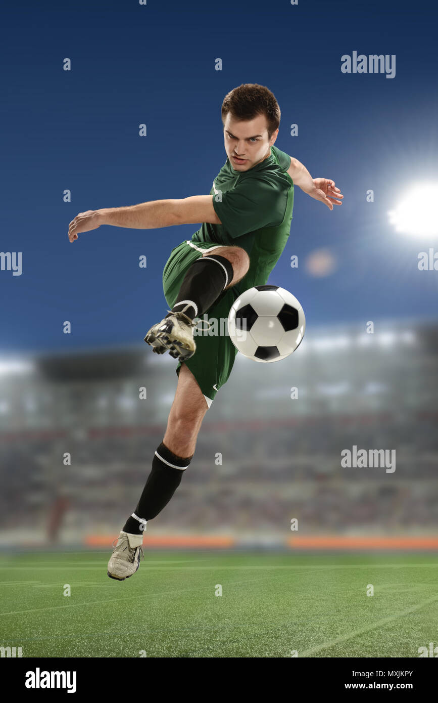 Stadium player hi-res stock photography and images - Alamy