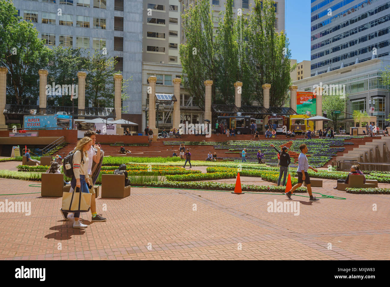 Summer flower show, Pioneer Courthouse Square, Portland, Oregon, USA ...