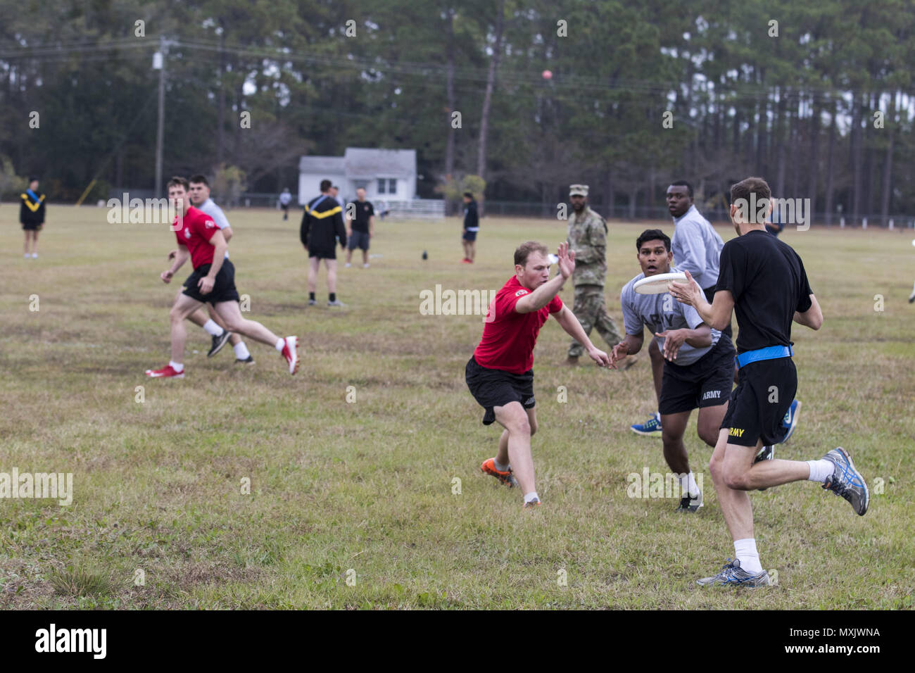 Third Infantry Division Soldiers pass a Frisbee during the Marne Week ...