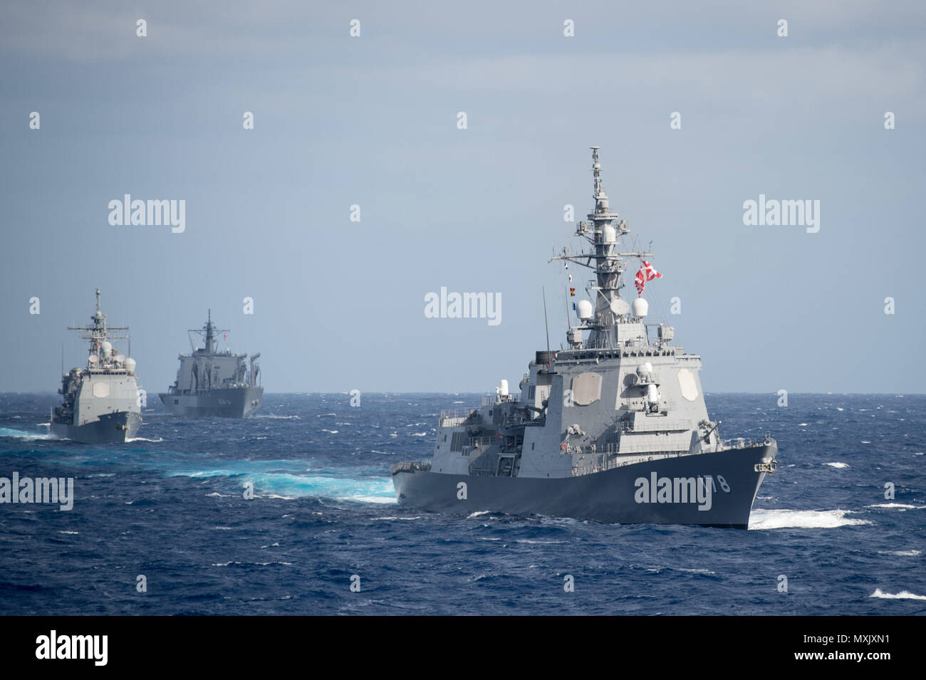 161111-N-UF697-161 PHILIPPINE SEA (Nov. 11, 2016) The Japan Maritime ...
